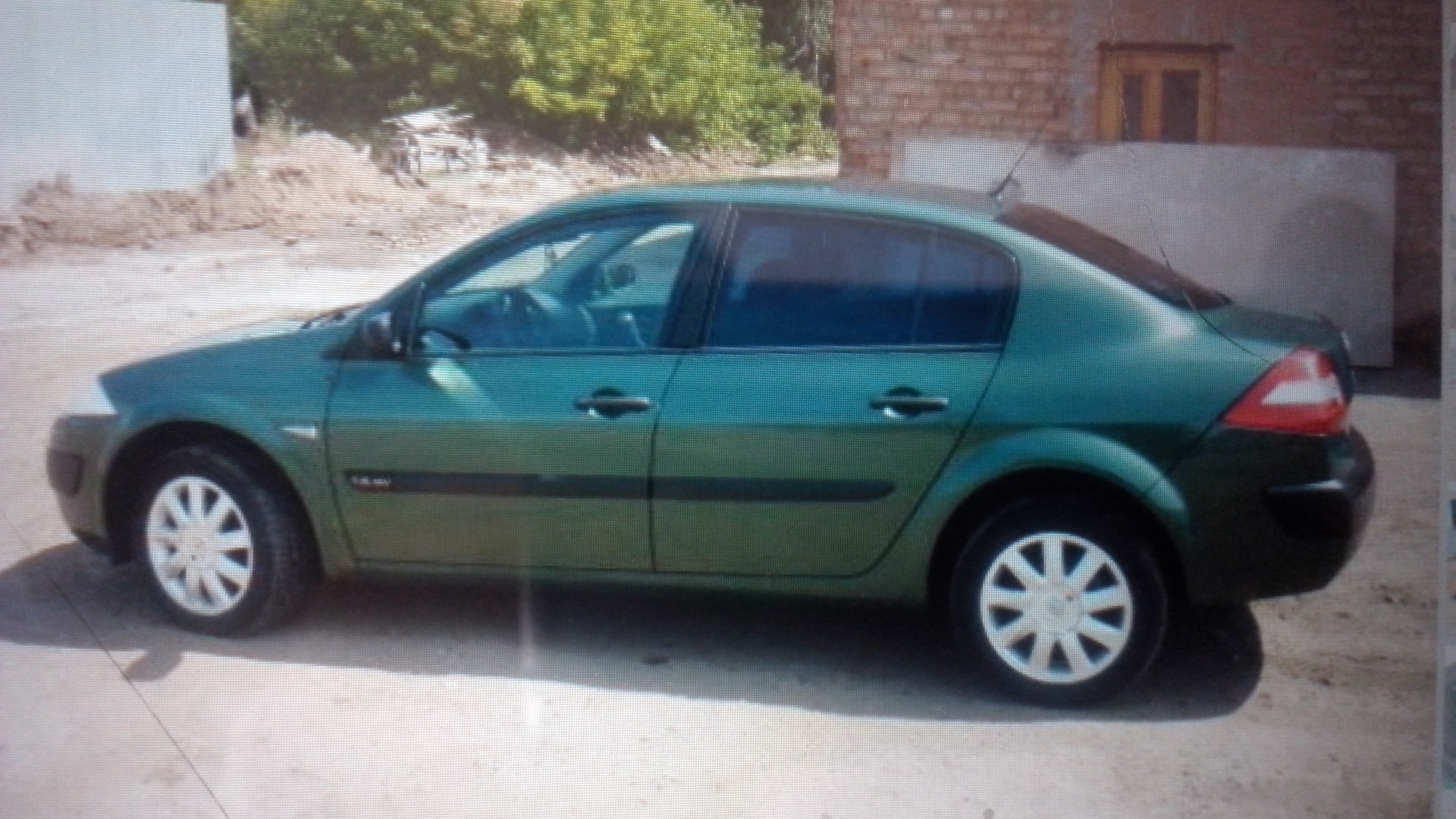 Renault Megane II 1.4 бензиновый 2004 | зелень на DRIVE2