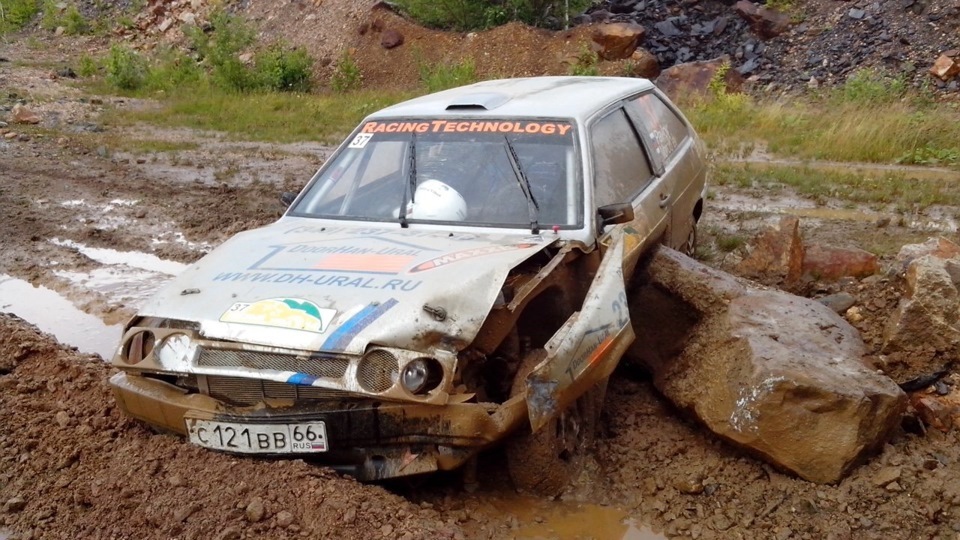 Почувствуй разницу 1600 VS 1400 — Lada 21083, 1,4 л, 1996 года | тест ...