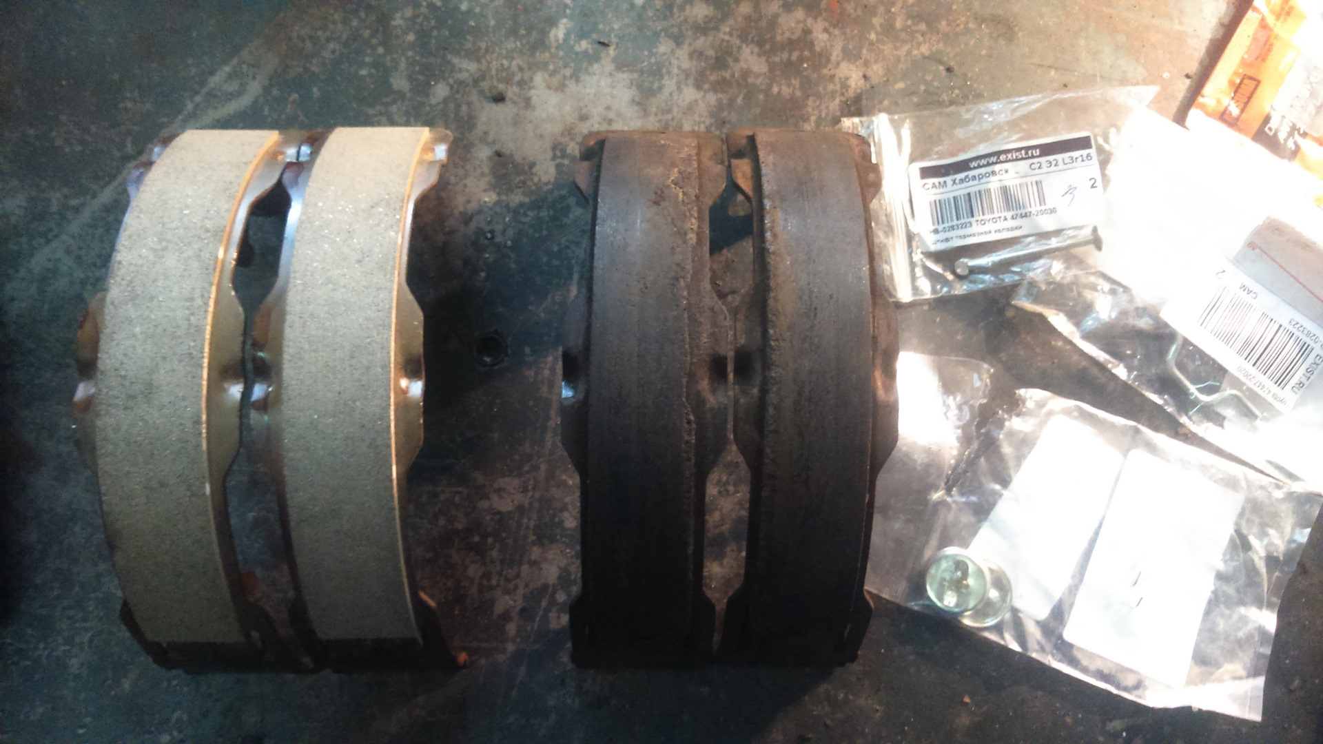 Замена тормозных колодок ручника, ревизия задних суппортов. — Toyota ...