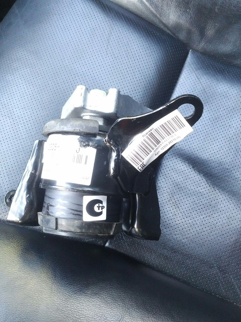 1230528210 Опора двигателя TOYOTA LEXUS | Запчасти на DRIVE2