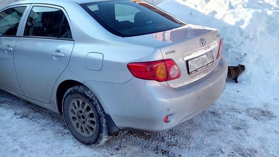 Хромированная пленка творит чудеса)) — Toyota Corolla (140/150), 1,6 л ...