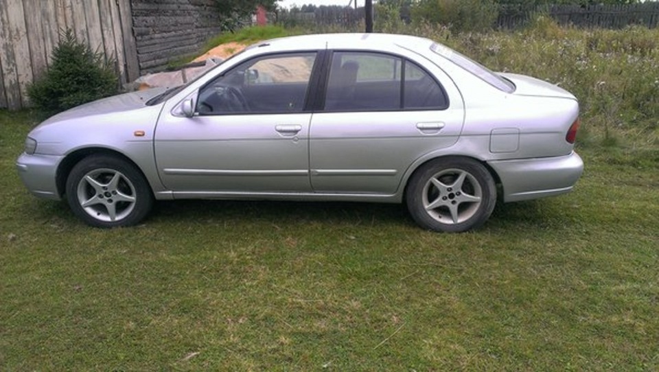 Продаю свою малышку(( — Nissan Almera I (N15), 1,4 л, 1998 года ...