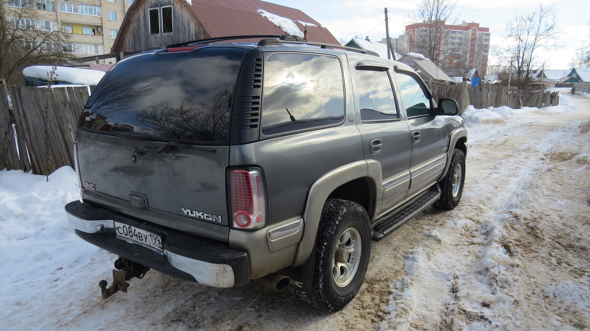 GMC Yukon (GMT800) 5.3 бензиновый 2000 | YUKON2000 на DRIVE2