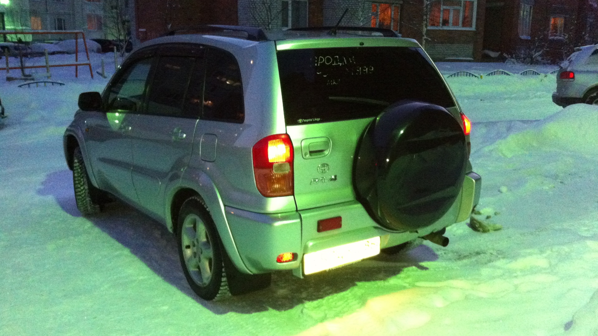 Toyota RAV4 (II) бензиновый 2002 | на DRIVE2