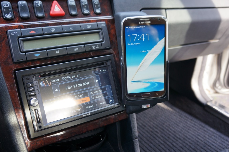 Держател для Телефона Brodit — Mercedes-Benz C-Class (W202), 2,3 л ...