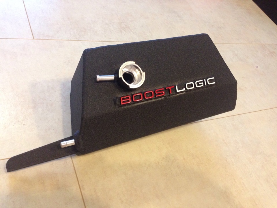 BoostLogic бачек + мод турбо 800сил на сток мотор. — Nissan GT-R (R35), 3,8 л, 2009 года ...