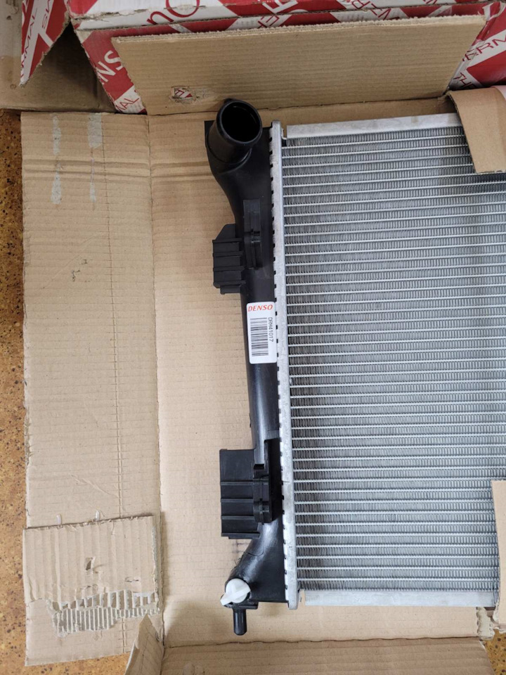 Радиатор denso DRM41017 solaris/RIO МКПП на KIA Rio (3G), Hyundai ...
