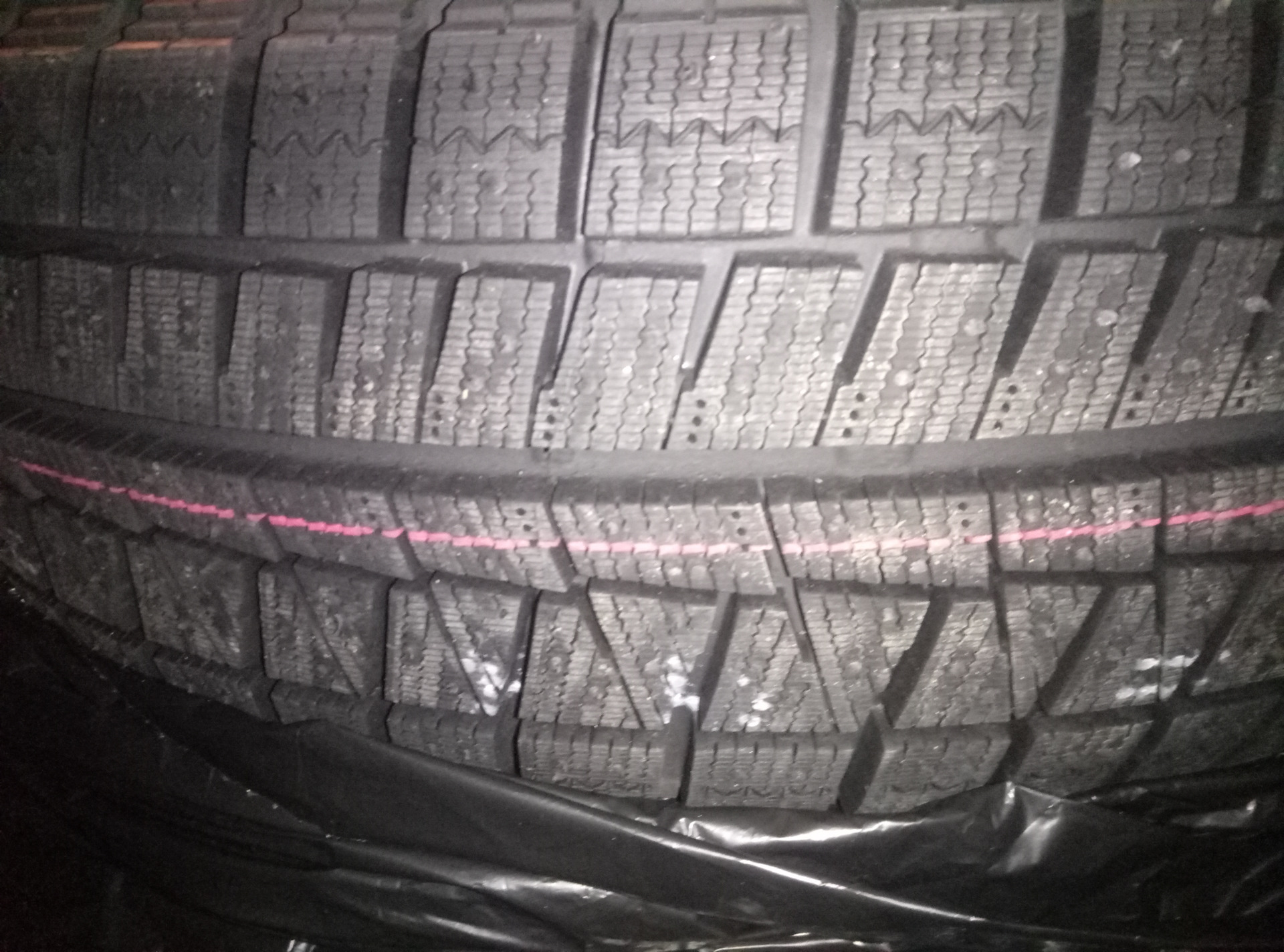 Bridgestone Blizzak Revo GZ 175/65 R14 82S — KIA Spectra, 1,6 л, 2006 ...
