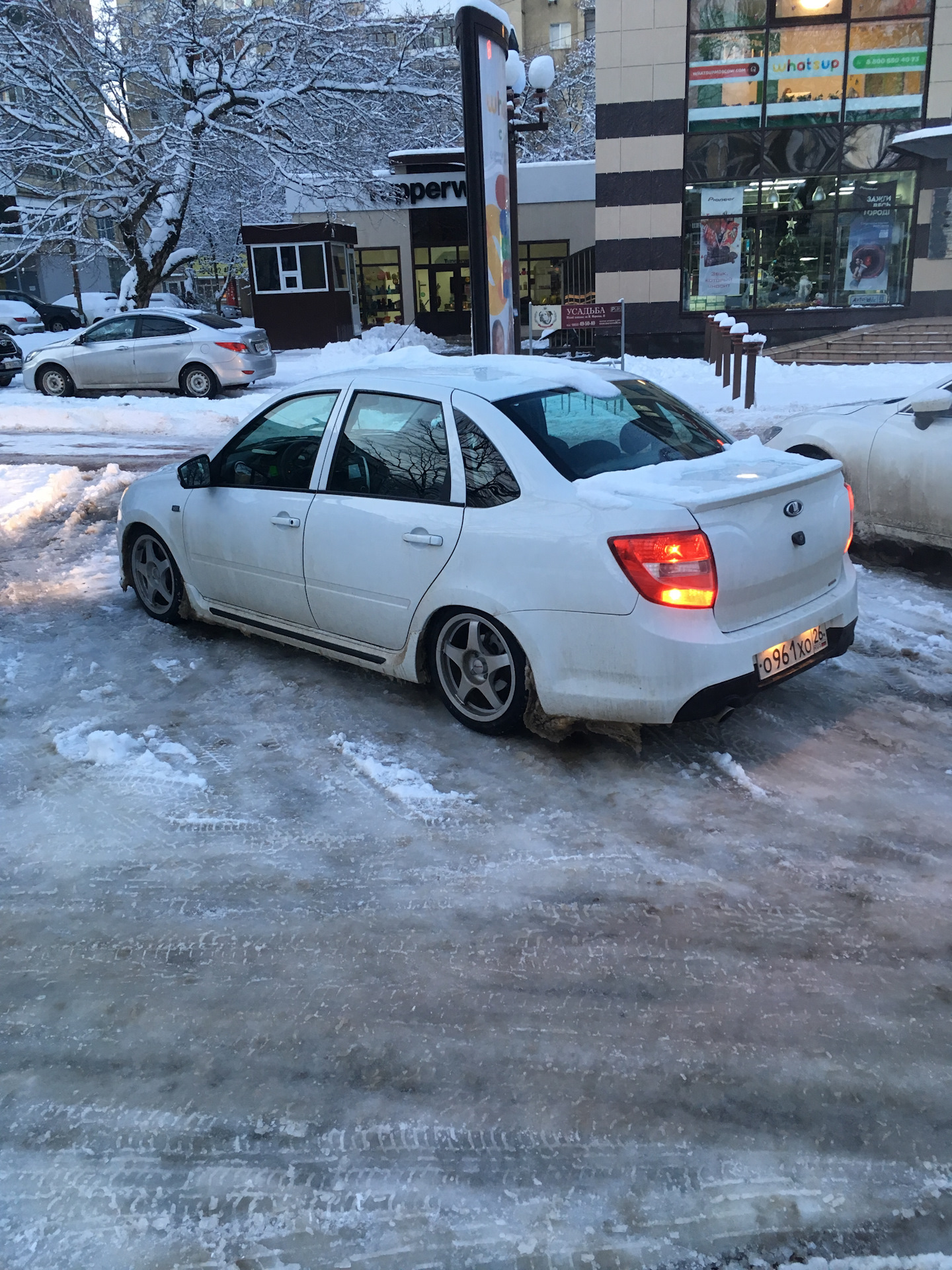 Обшивки сидений гранта спорт продажа — Lada Granta Sport, 1,6 л, 2013 ...