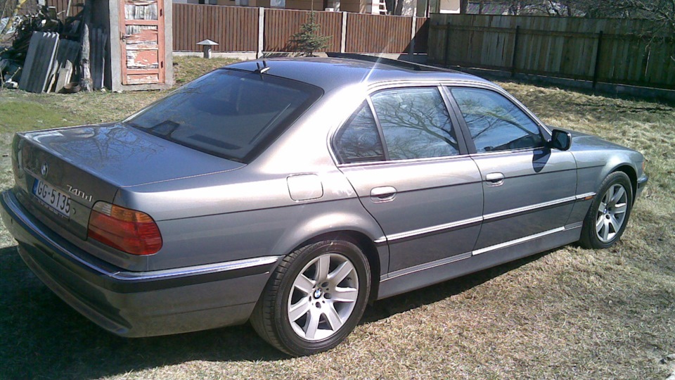 BMW 7 series (E38) 3.9 дизельный 2001 | 740d Stratusgrau metalic на DRIVE2