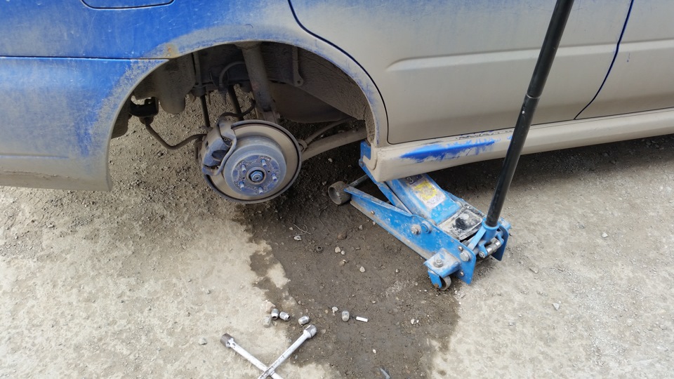 Спускало колесо( — Subaru Impreza (GD/GG), 2 л, 2002 года | шины | DRIVE2