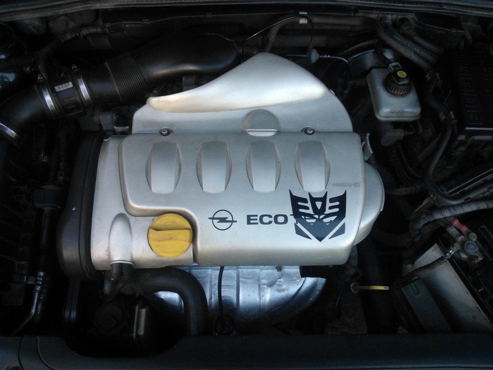 Замена резинок форсунок — Opel Vectra B, 1,8 л, 2000 года | своими ...