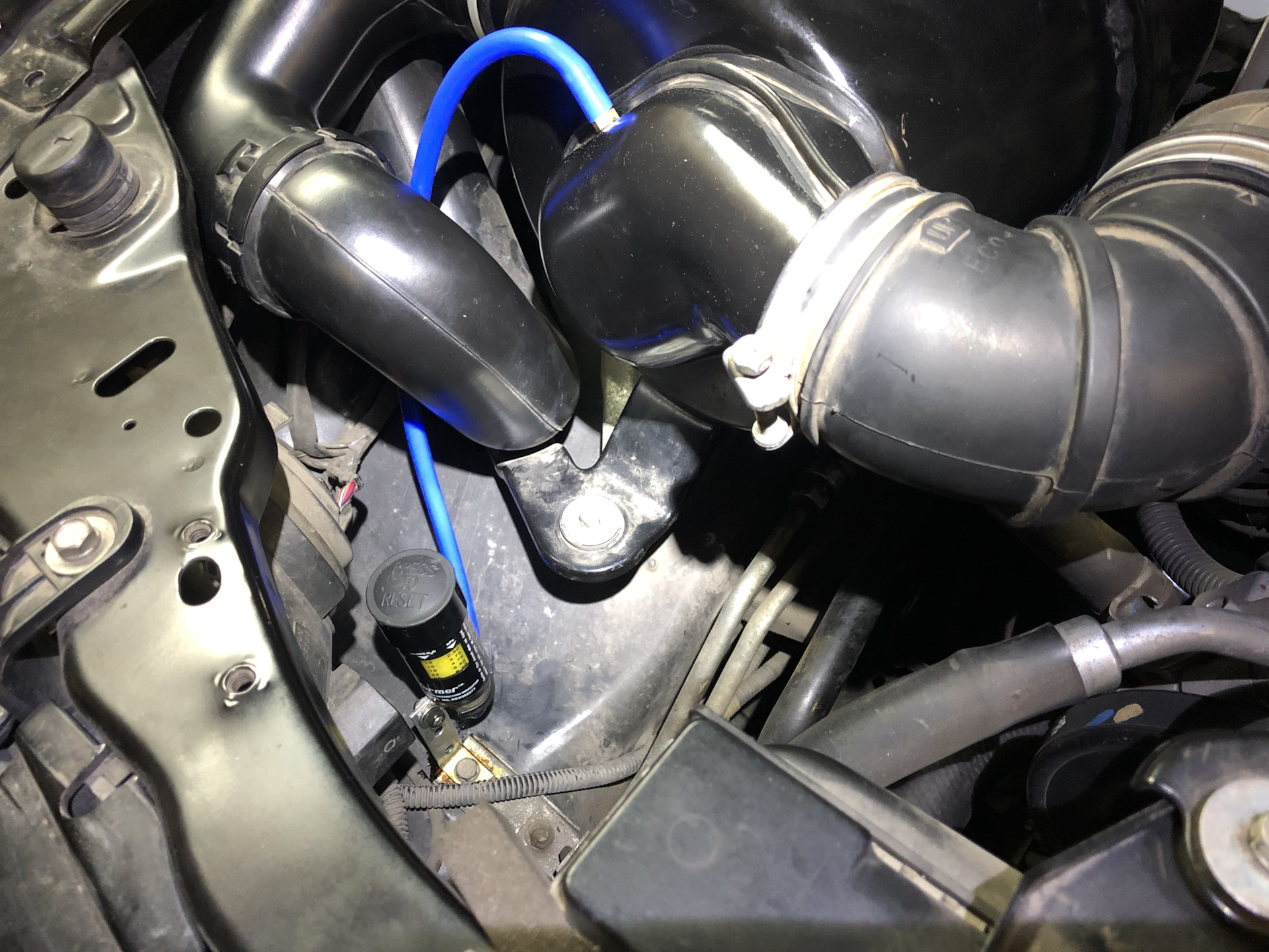 Установка индикатора засорения ВОЗДУШНОГО фильтра DONALDSON RB X002277 ...