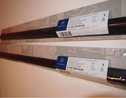 A1237250265 Уплотнитель стекла двери Mercedes | Запчасти на DRIVE2