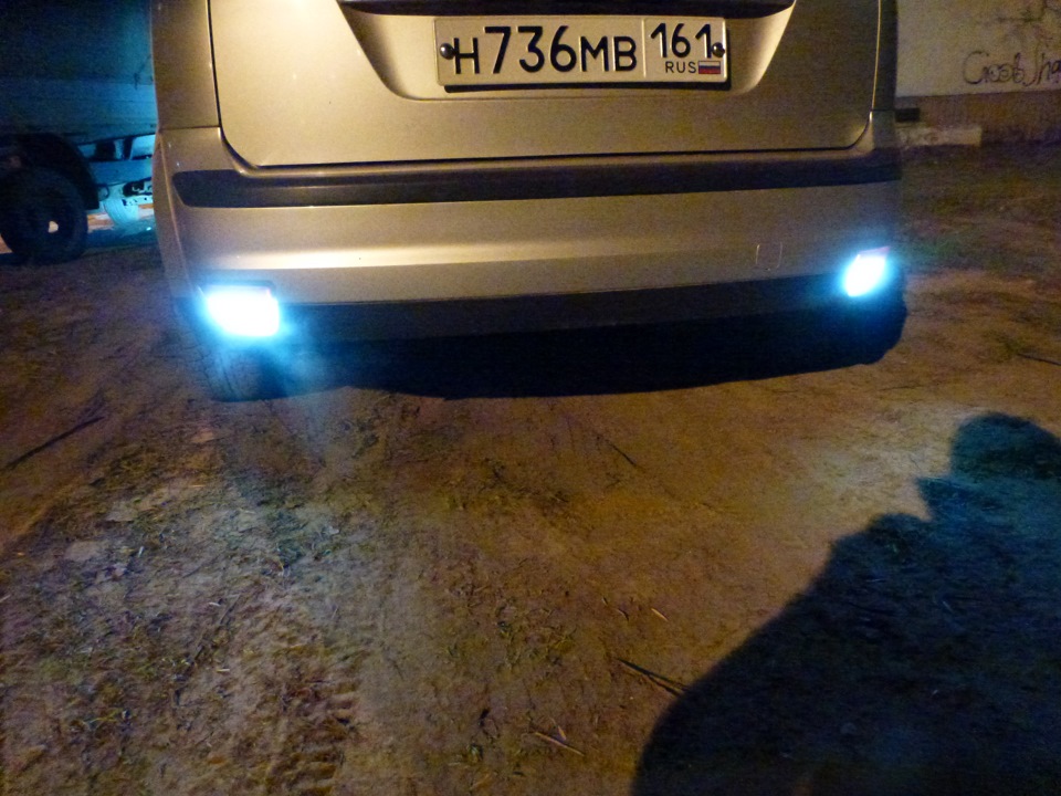 Второй фонарь заднего хода — Ford Focus II Hatchback, 1,8 л, 2006 года ...