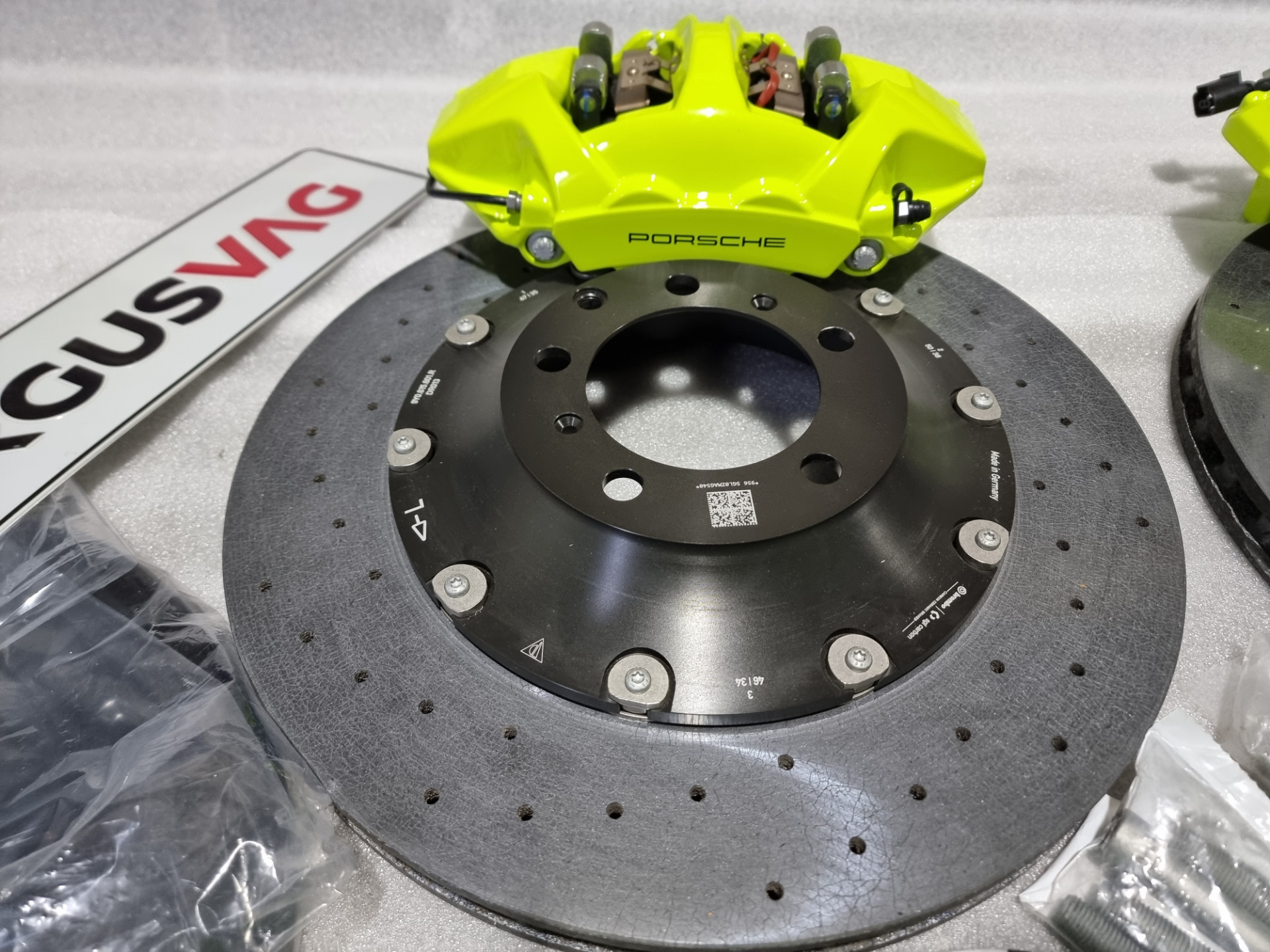 Комплект керамических тормозов для Porsche Cayenne Coype — VergusVAG на ...