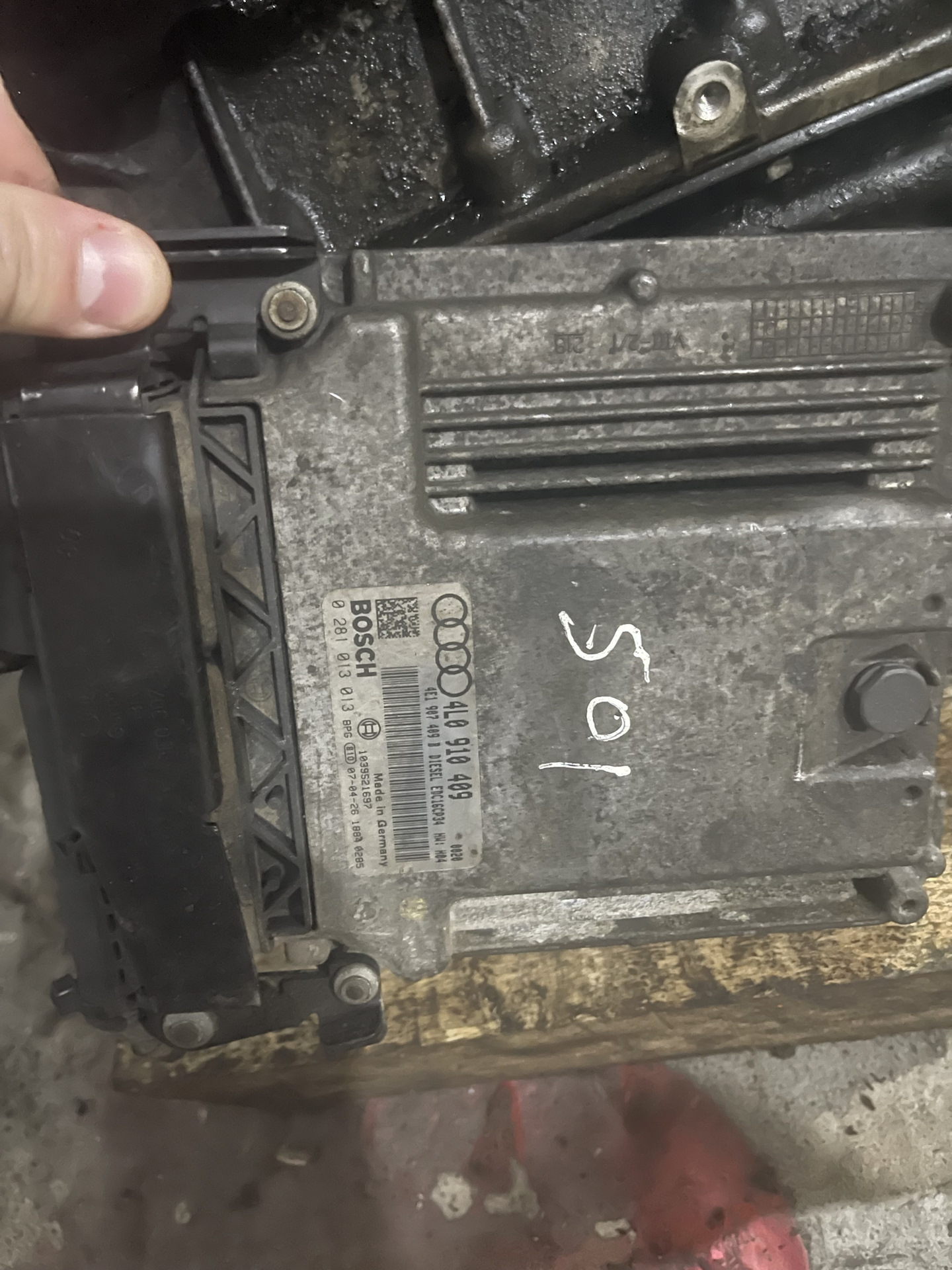 Продам не дорого мозги с мотора BTR — Audi Q7 (1G), 3 л, 2011 года ...