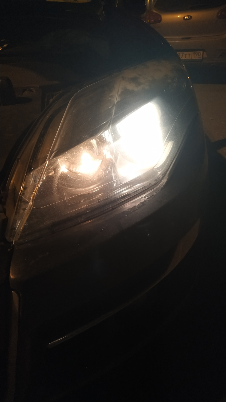 Замена ламп Н7 лагуна 3 светодиодные — Renault Laguna III, 1,5 л, 2011 ...