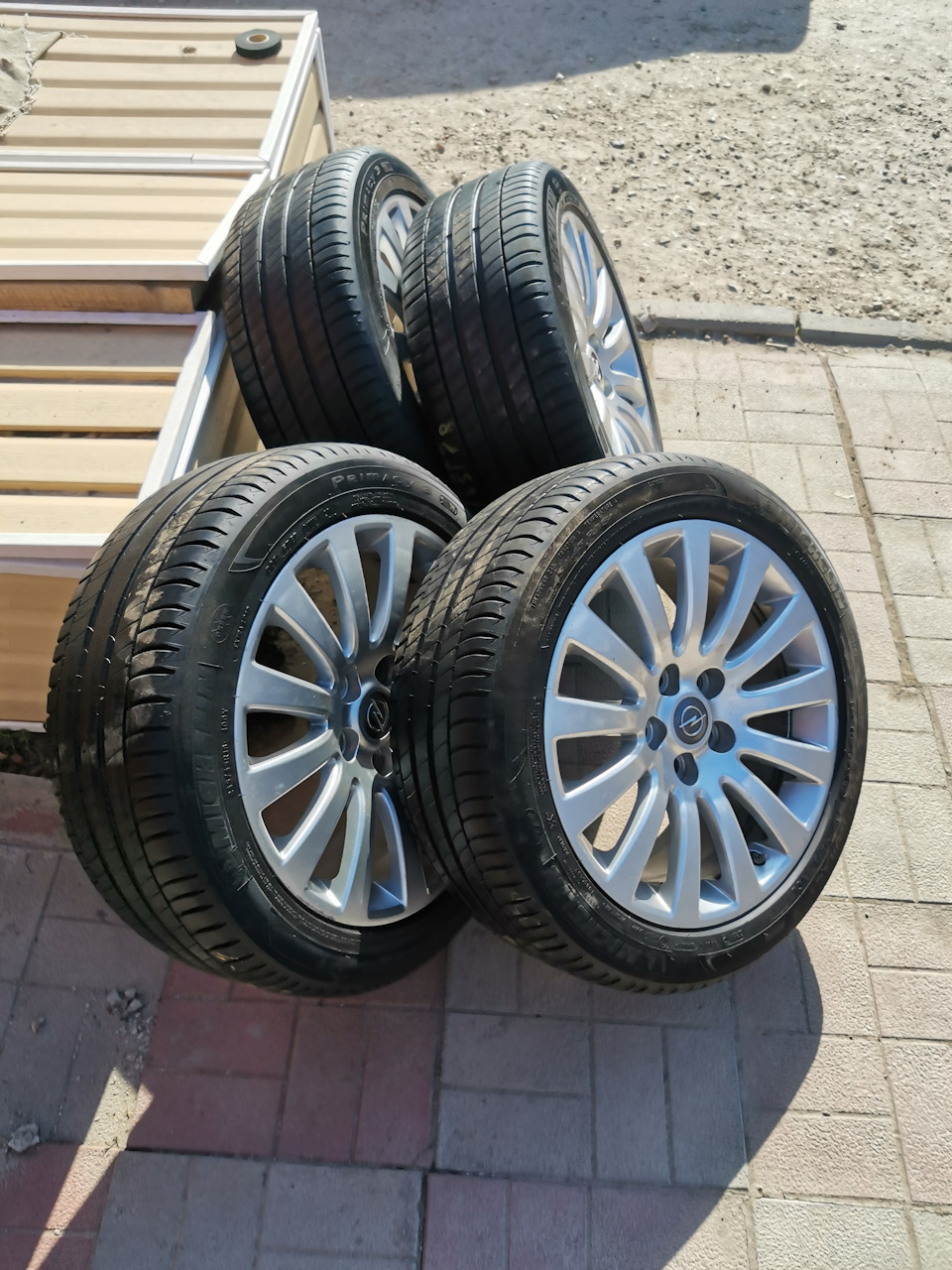 Ждём лето — Opel Insignia Hatchback, 2 л, 2012 года | шины | DRIVE2