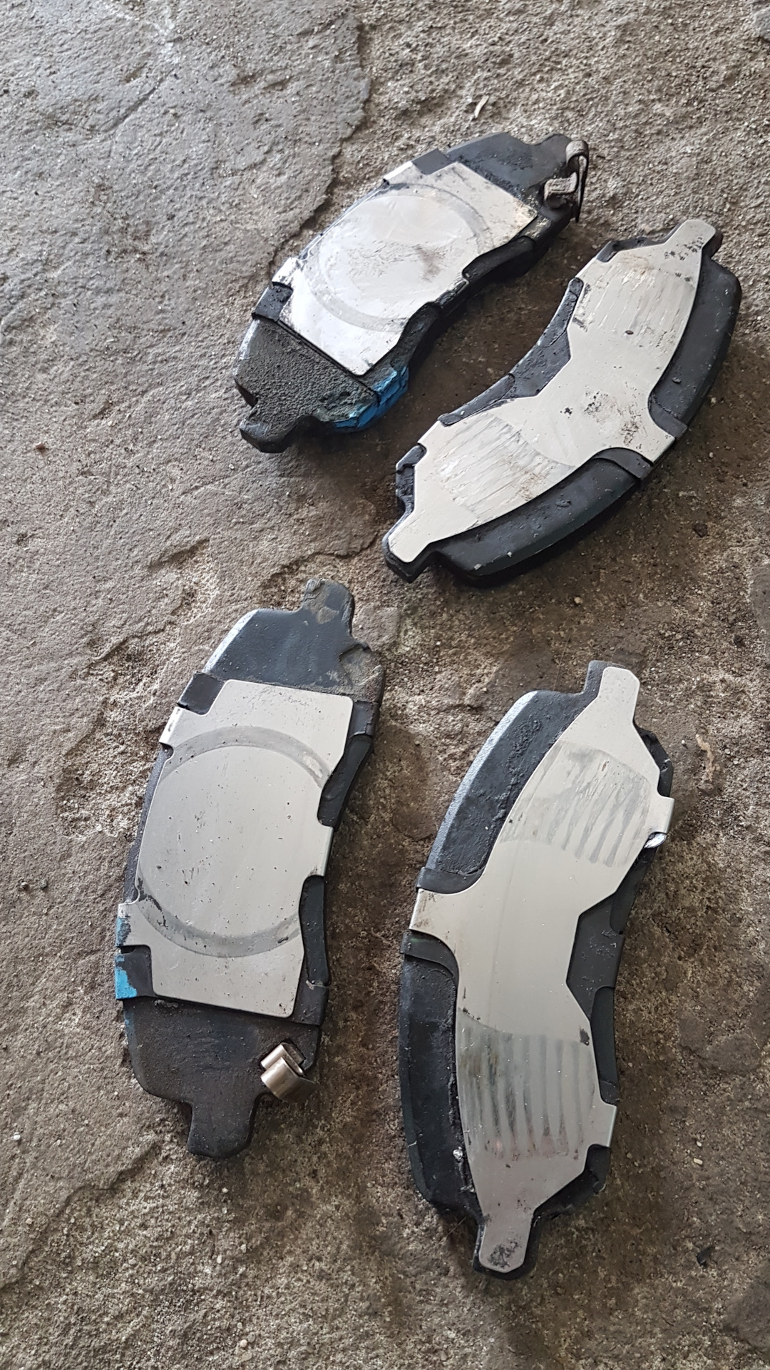 Профилактика передних тормозов смазка Textar HYDRATEC и колодки AKEBONO ...