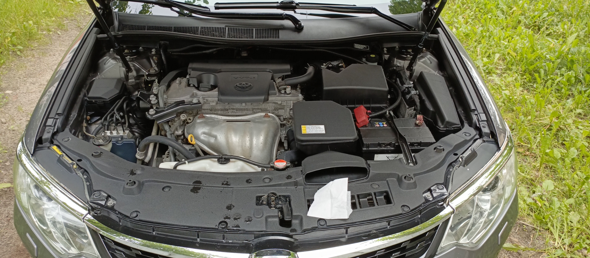 Мойка двигателя 💧🚿🪣🧼 — Toyota Camry (XV50), 2,5 л, 2015 года | мойка ...