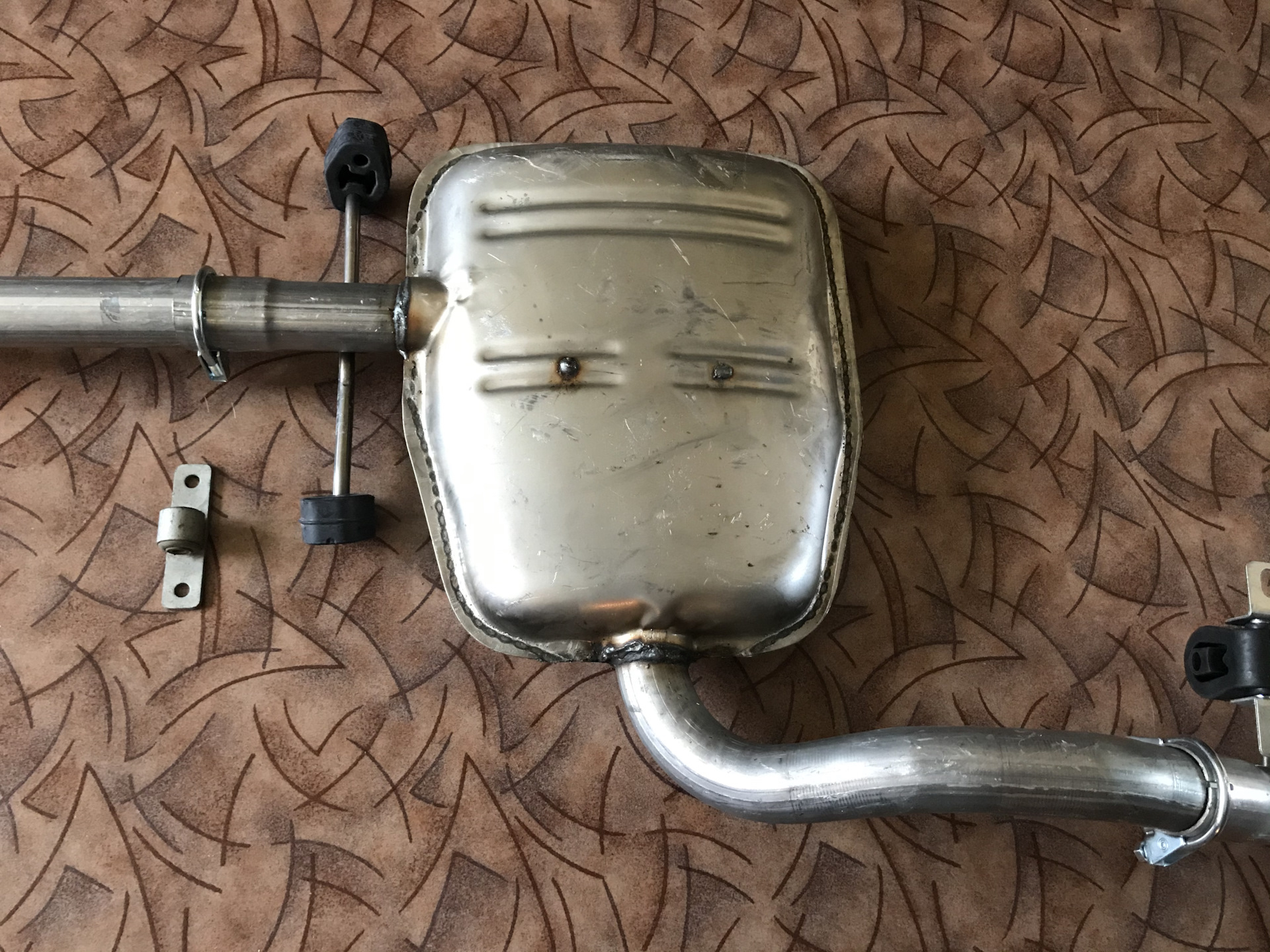 Выхлоп (1 часть) — Volkswagen Golf Mk3, 1,8 л, 1993 года | запчасти ...