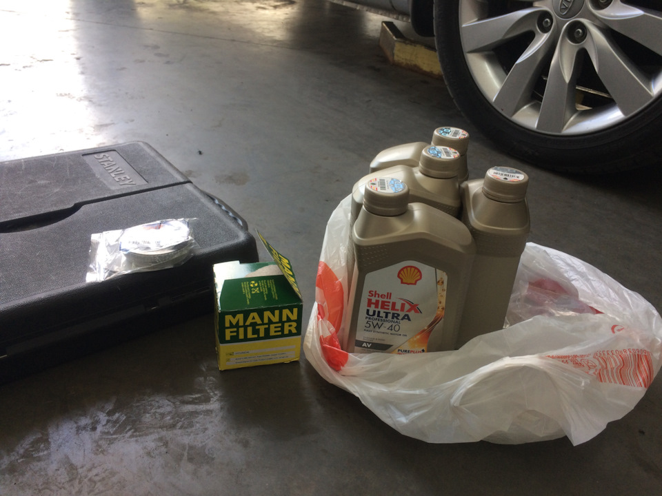 Замена масла, замена кольца — KIA Cerato (2G), 1,6 л, 2012 года ...