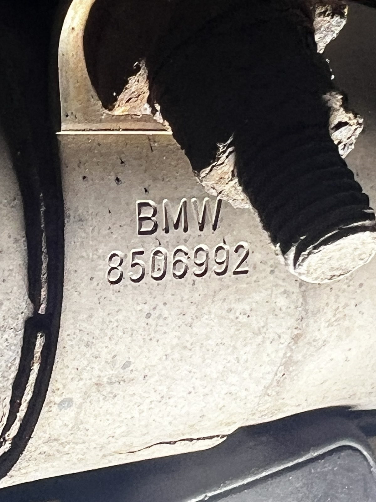 Замена хомута глушителя — BMW X1 (E84), 2 л, 2011 года | плановое ТО ...