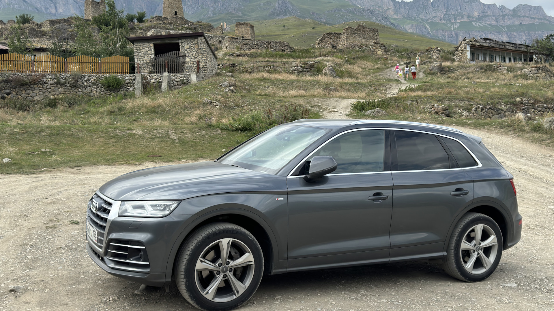 Audi Q5 (2G) 2.0 дизельный 2018 | на DRIVE2