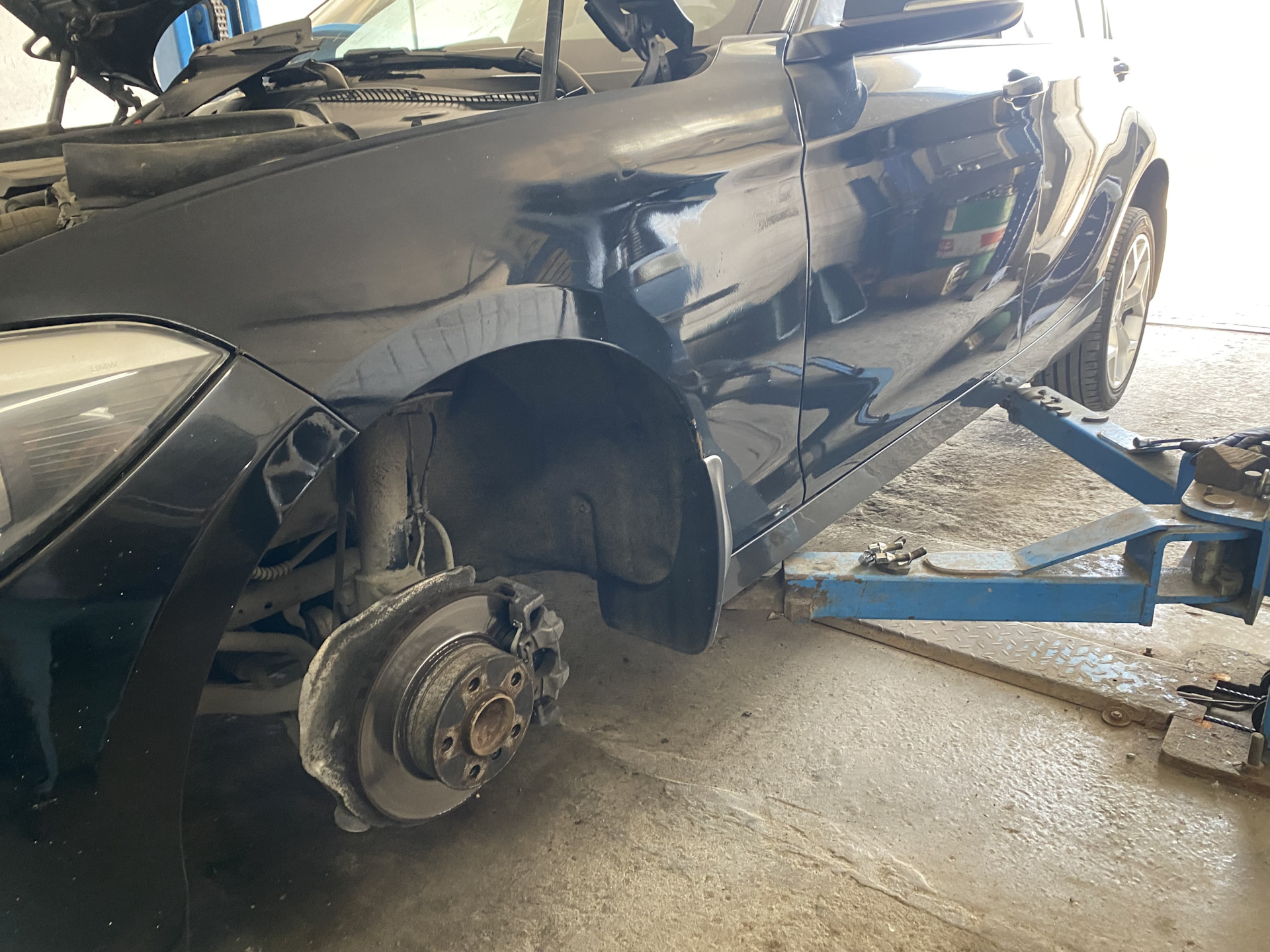 Замена масла и передней подвески — BMW 1 series (F20), 1,6 л, 2013 года ...