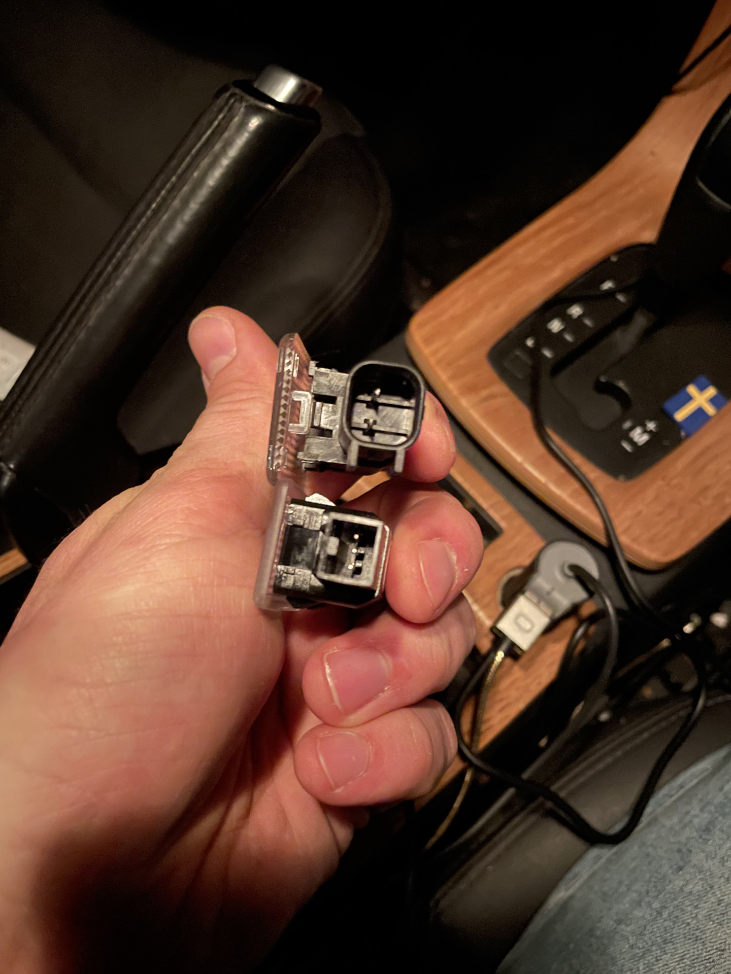 Освещение салона. — Volvo C30, 2,4 л, 2008 года | тюнинг | DRIVE2