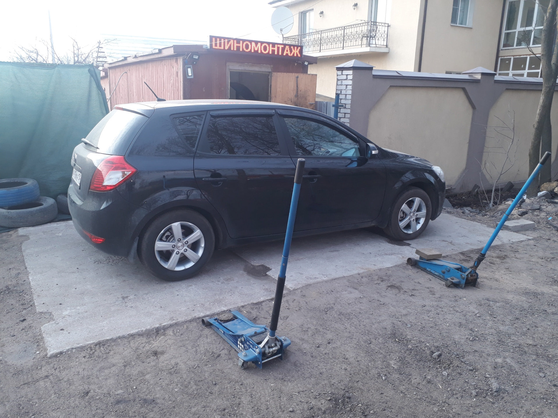 Литые диски и замена задних брызговиков — KIA Ceed (1G), 1,4 л, 2011 ...