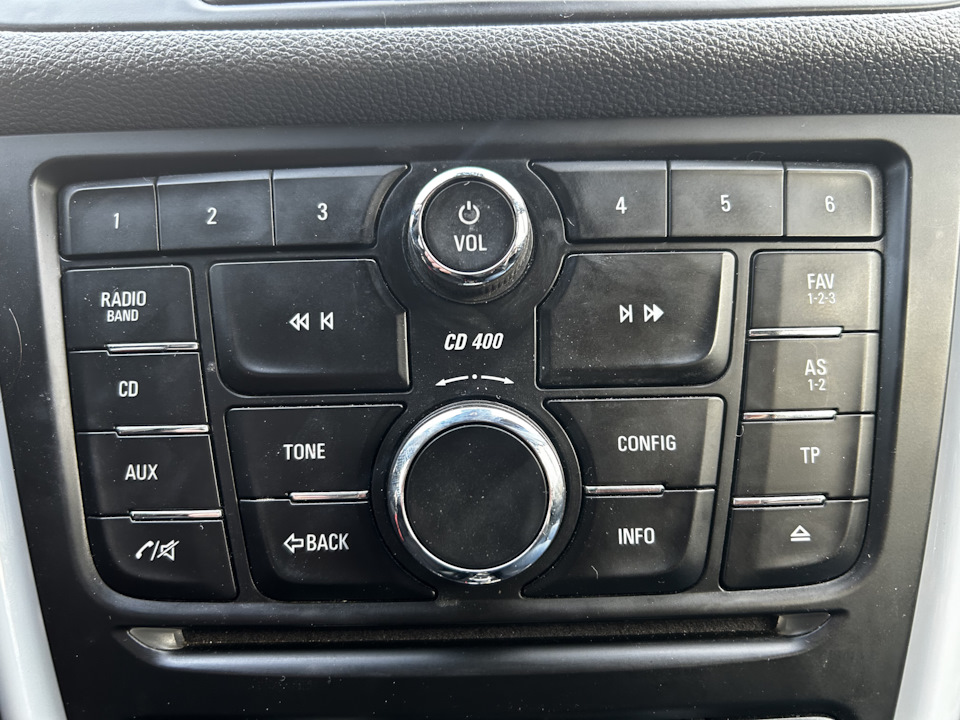 Магнитола — Opel Mokka (1G), 1,8 л, 2013 года | автозвук | DRIVE2