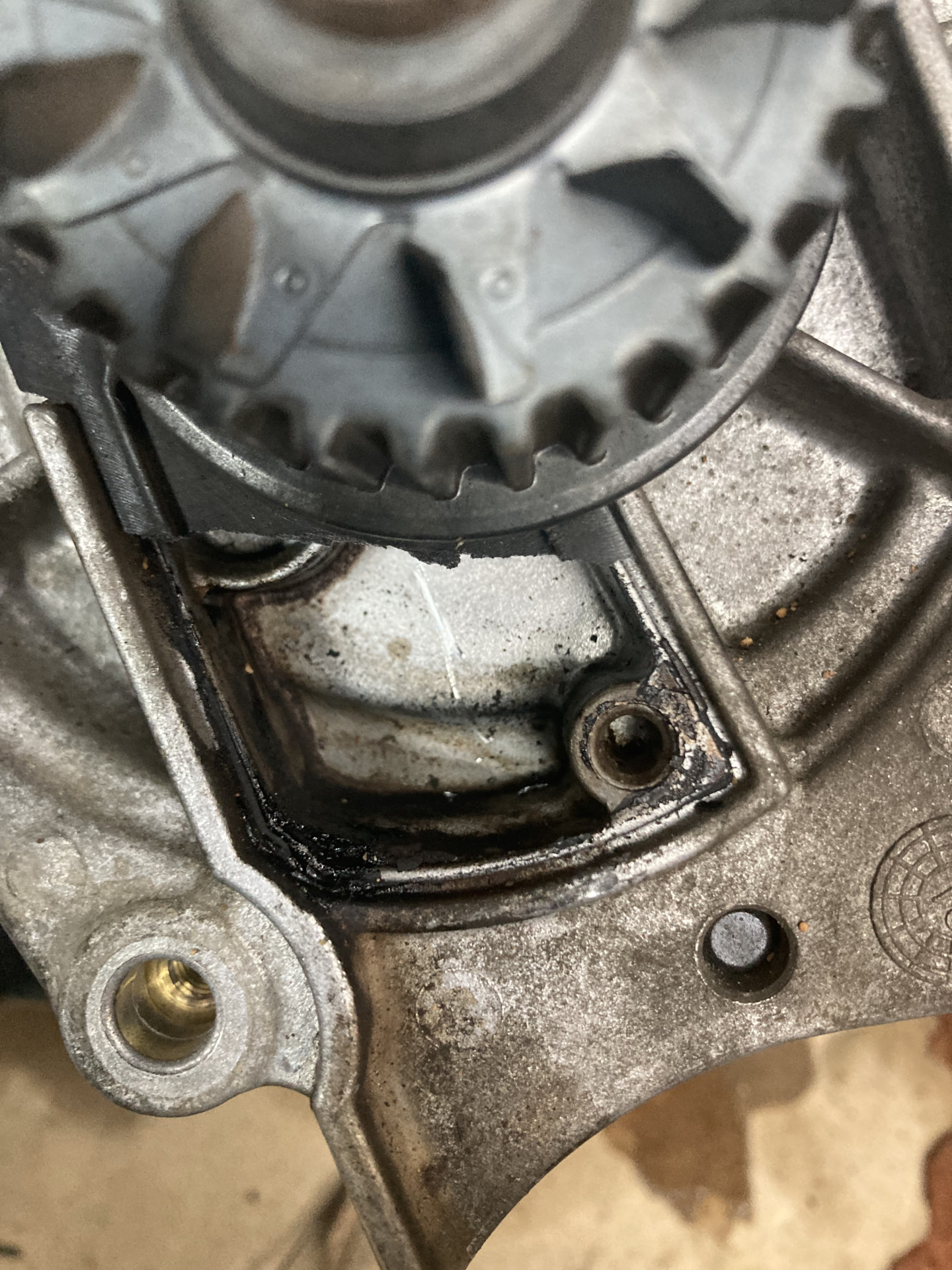 Замена помпы и ТО — Audi A4 Allroad (B9), 2 л, 2016 года | своими ...