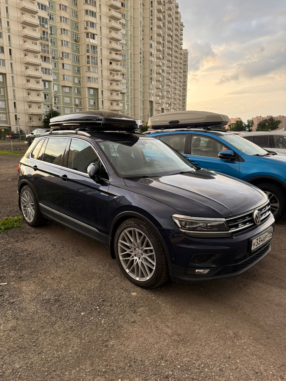 Автобокс Thule Dynamic 800 M — Volkswagen Tiguan (2G), 2 л, 2017 года ...