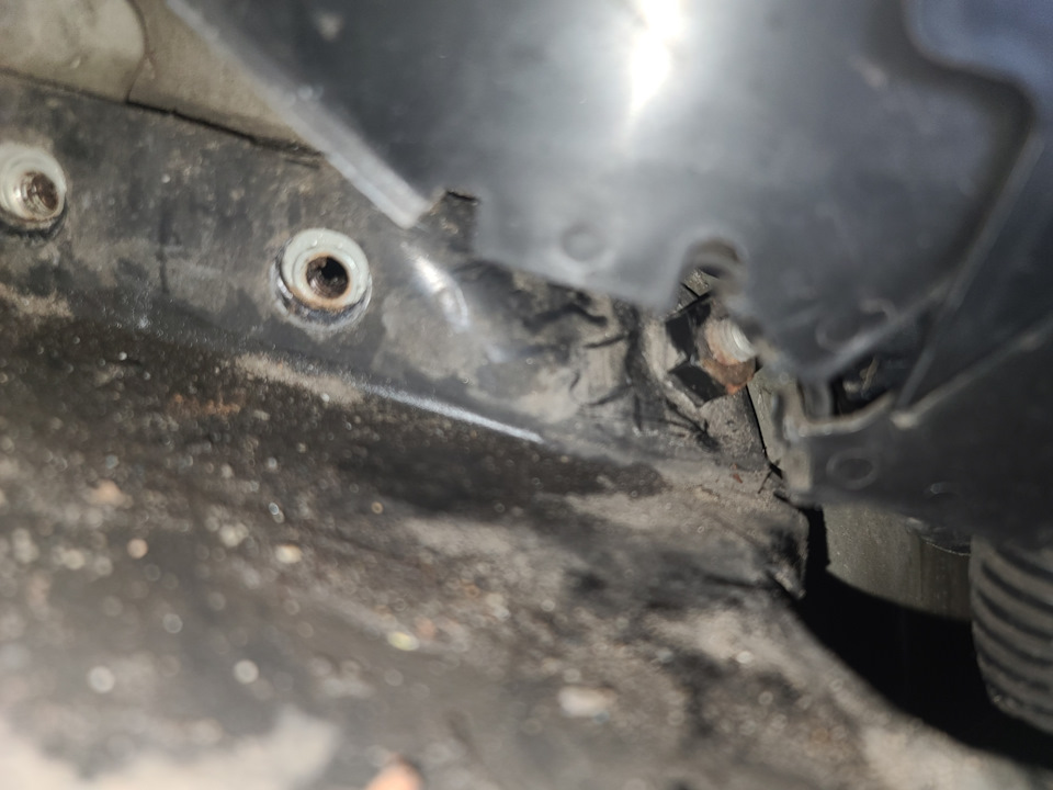 Замена опоры ркпп/победа над тряской — Citroen C4 Picasso (1G), 2 л ...