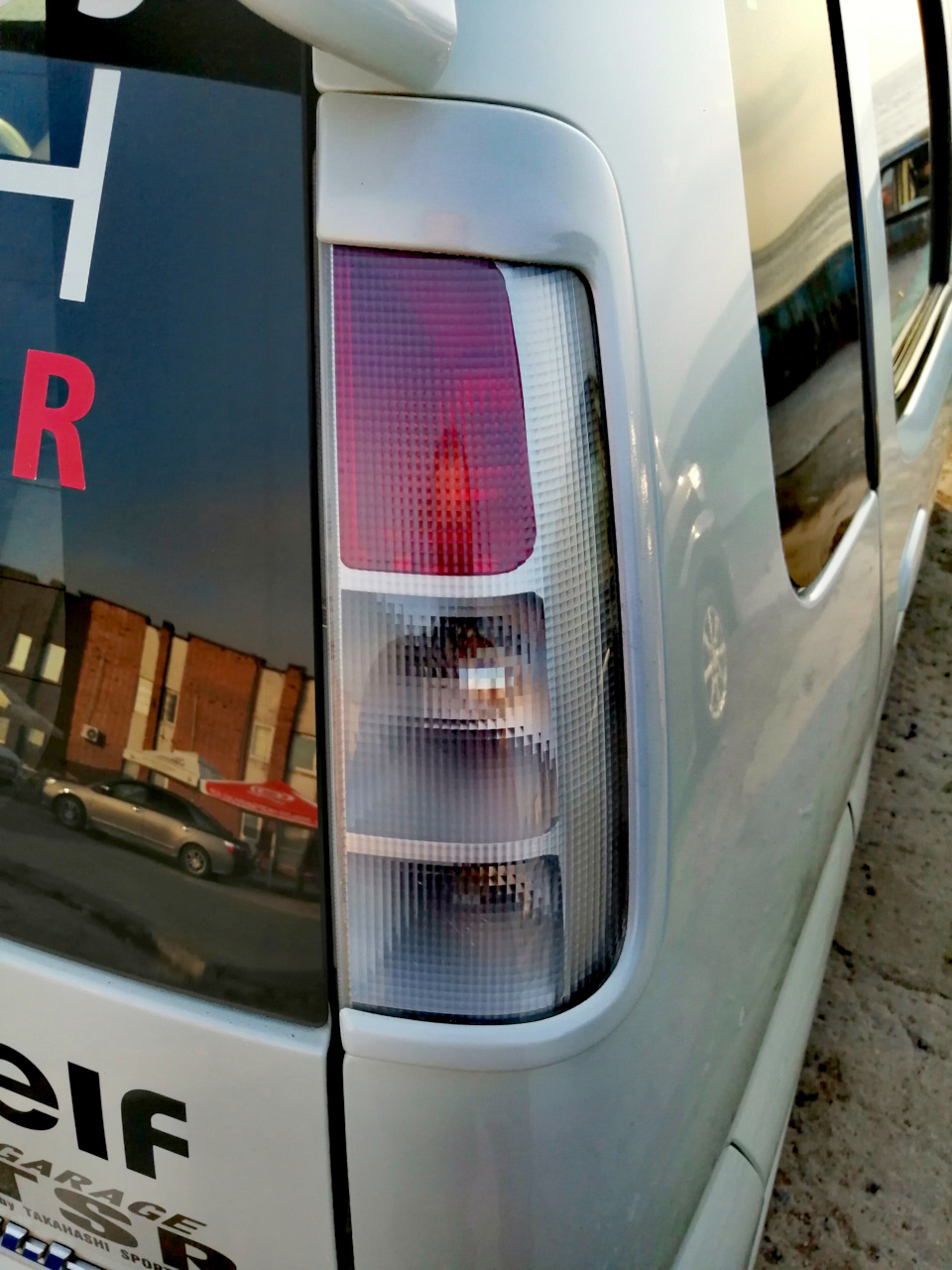 Немного серебра мне в зад😬 Philips silver vision — Suzuki Kei, 0,7 л ...