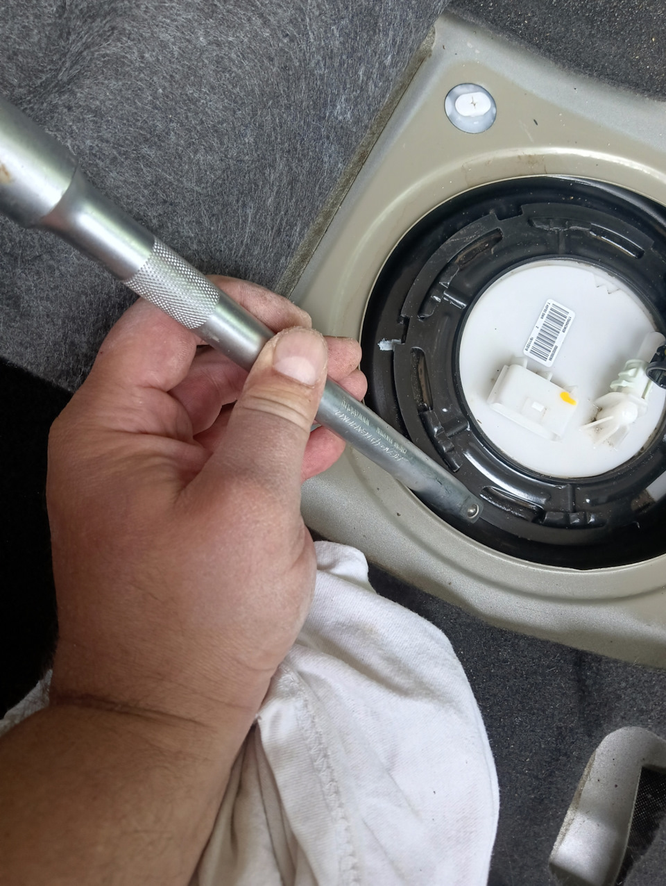 Топливный фильтр — Nissan X-Trail III (t32), 2 л, 2019 года | своими ...