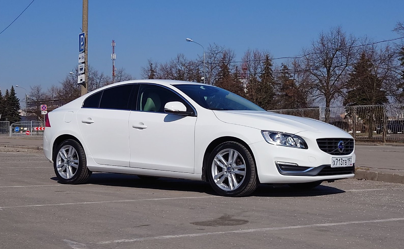 К лету готовсь! — Volvo S60 (2G), 2 л, 2014 года | колёсные диски | DRIVE2