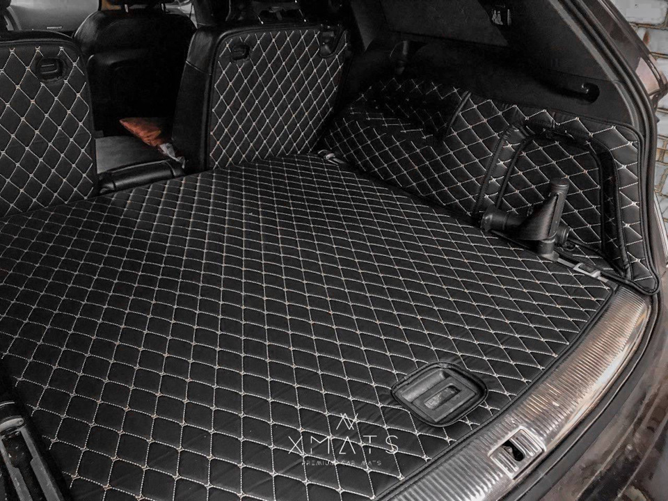 Коврики из экокожи в багажник для Audi Q7. 3D коврики из экокожи в ...
