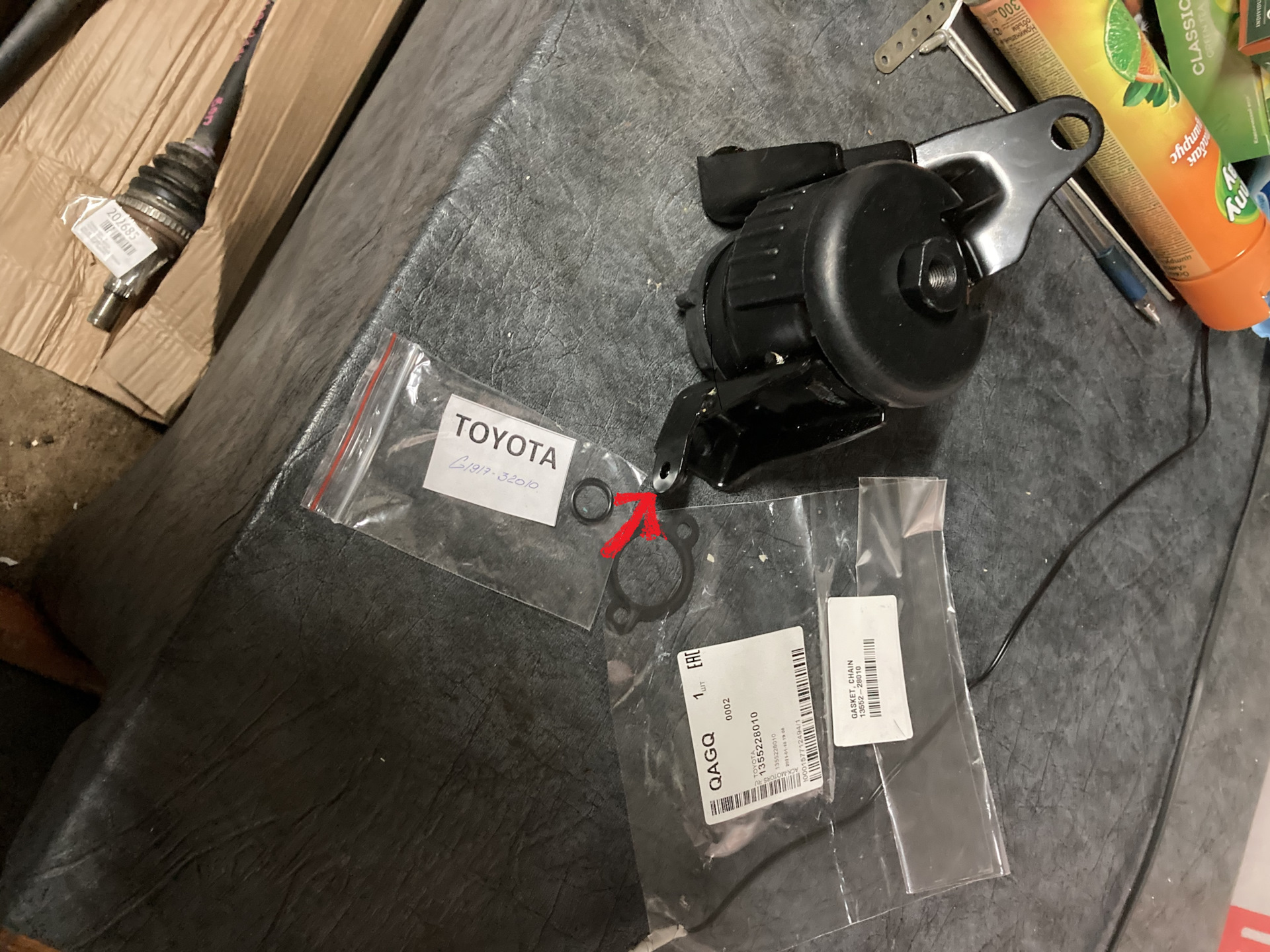 Пришла подушка. — Toyota Ipsum (21), 2,4 л, 2004 года | запчасти | DRIVE2