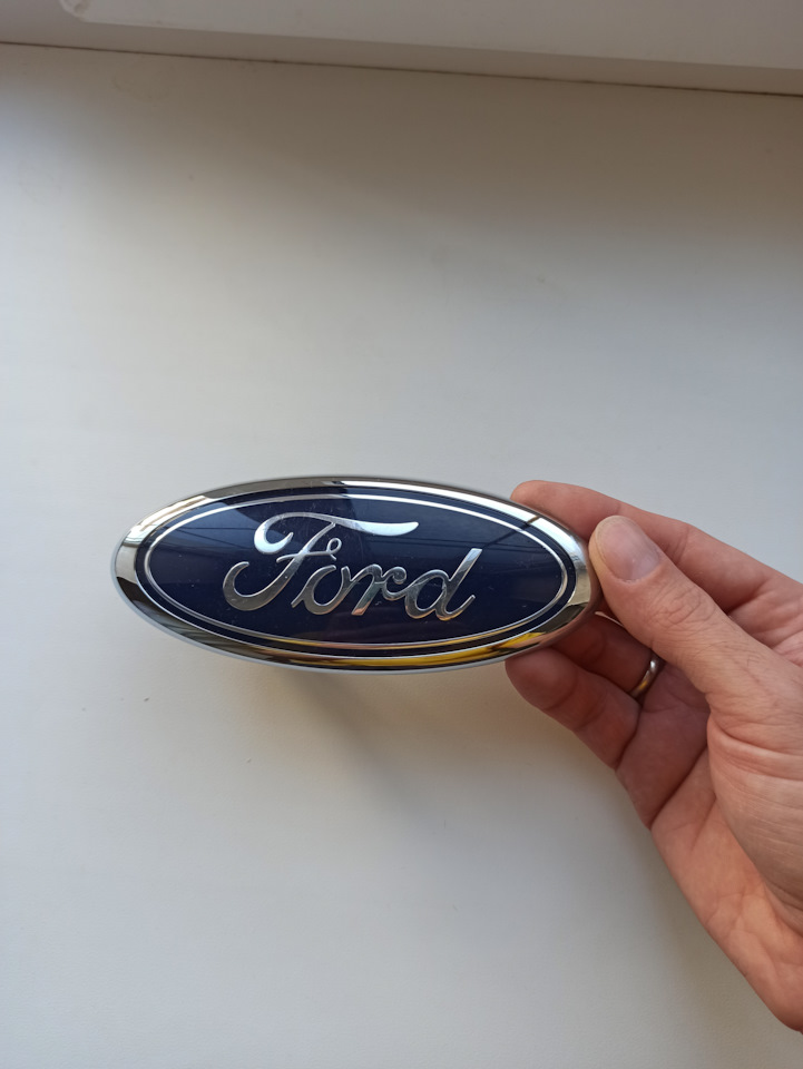 1360719 Эмблема решетки радиатора FOCUS 2 Ford | Запчасти на DRIVE2