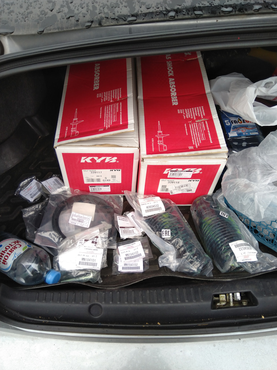 Комплектующие для замены передних стоек и регулировочные болты на ...