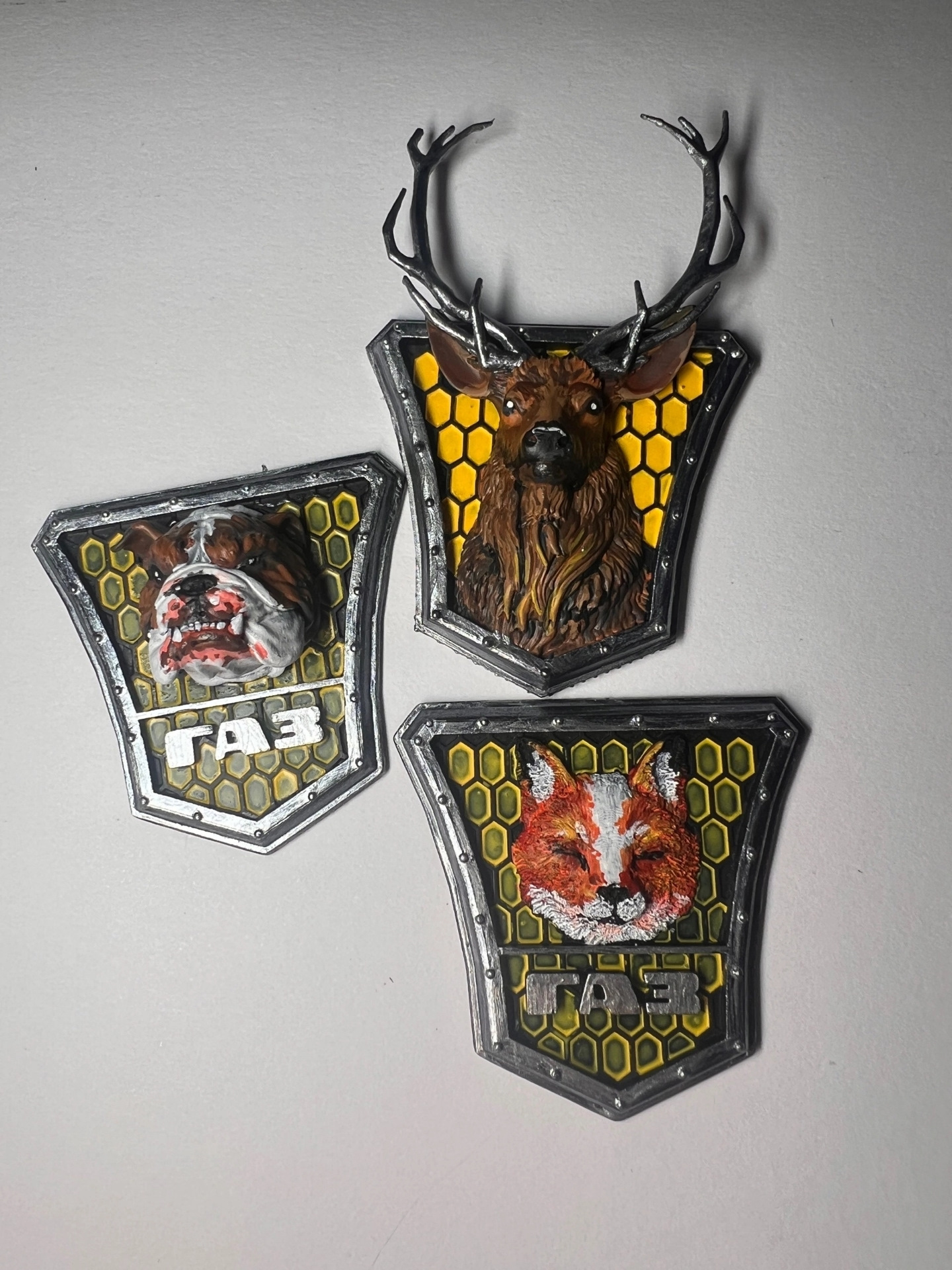 Костомные шильды решётка радиатора ГАЗ 31105 — ГАЗ 31105, 2,4 л, 2006 года | аксессуары | DRIVE2