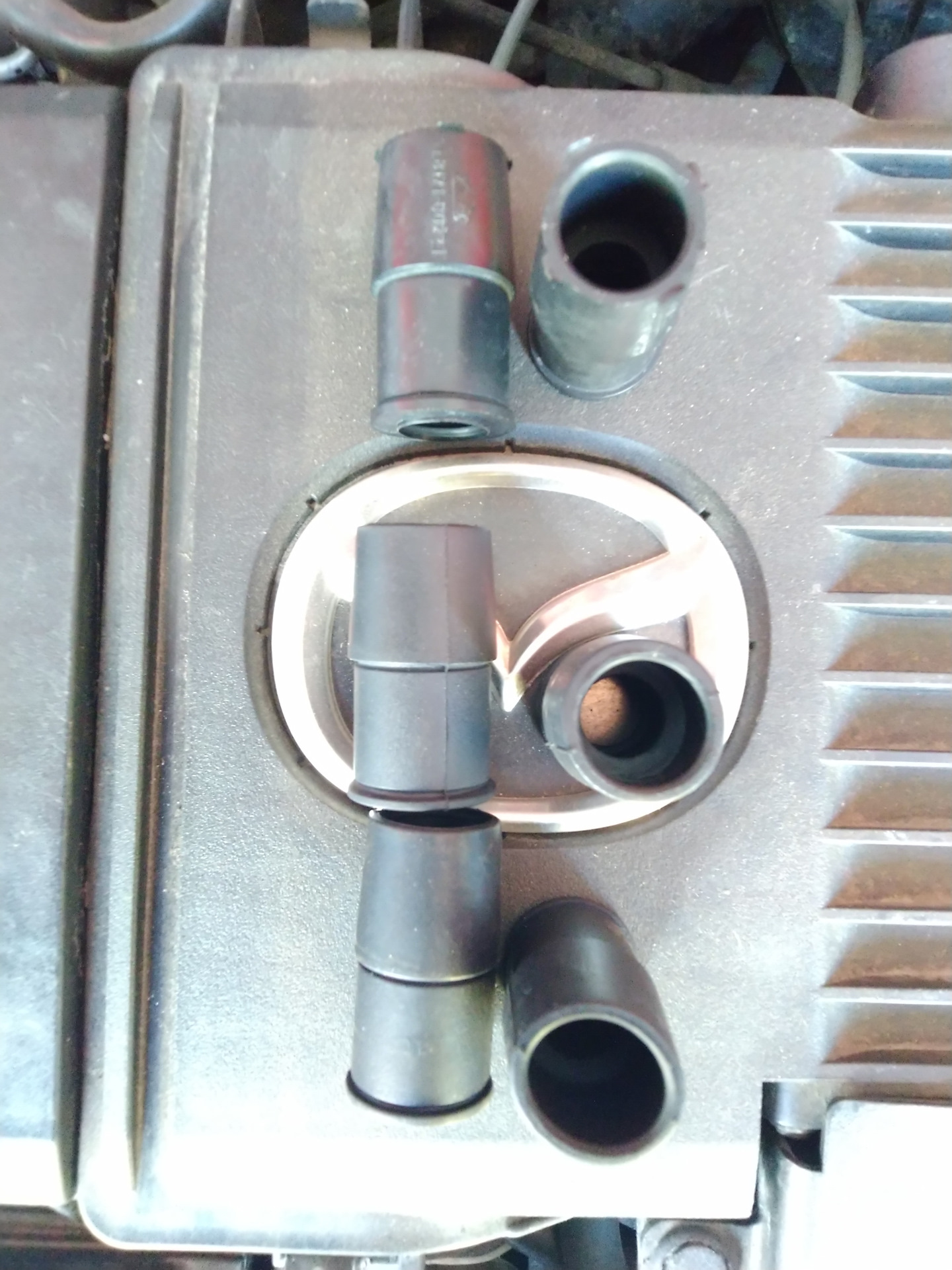 Обслуживание передних тормозов. Какого цвета должны быть суппорта на ...