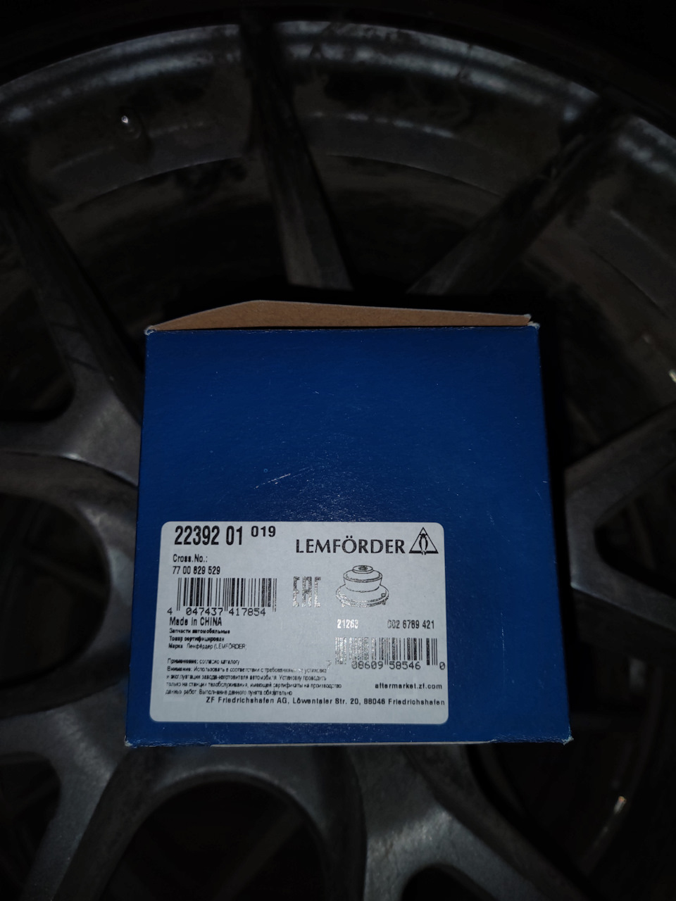 7700829529 Опора стойки амортизатора RENAULT | Запчасти на DRIVE2