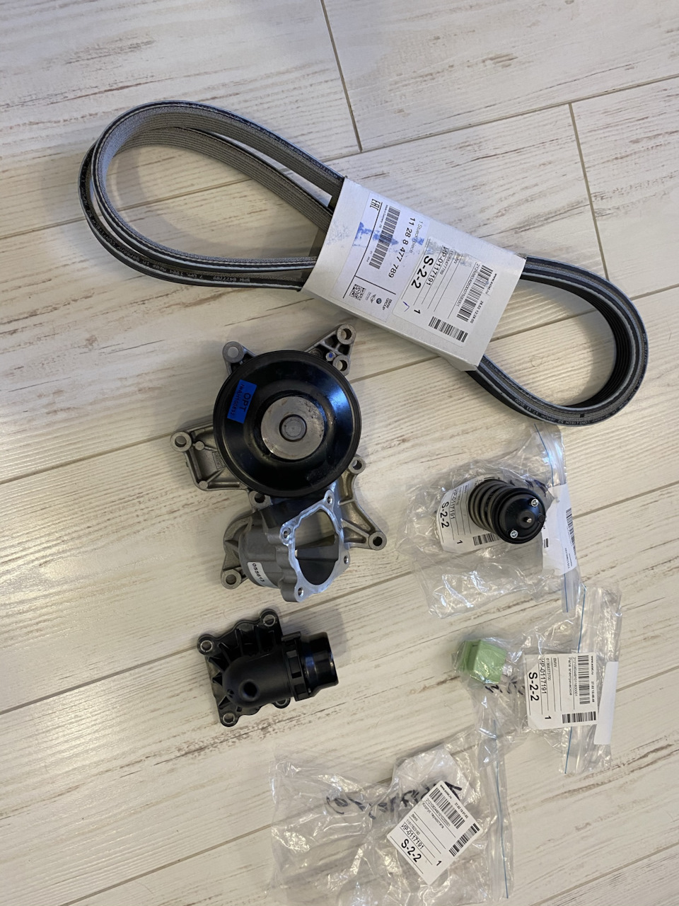 61368373700 Реле с замыкающим контактом Weissgrьn BMW | Запчасти на DRIVE2