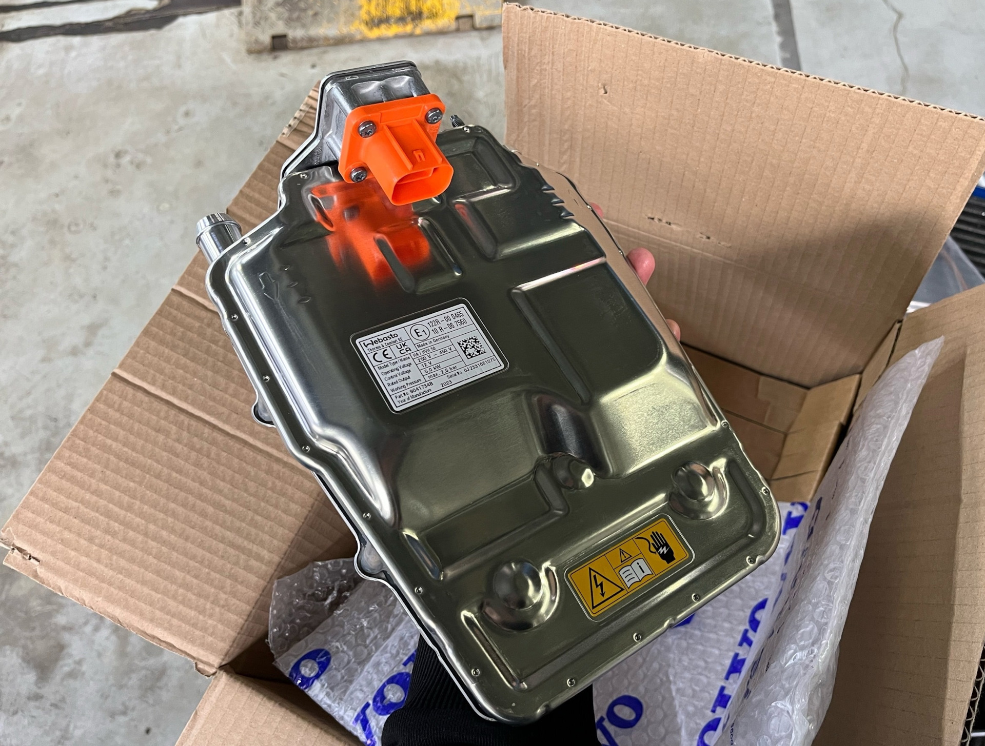 Замена Стояночного обогревателя по гарантии — Volvo XC90 (2G), 2 л ...