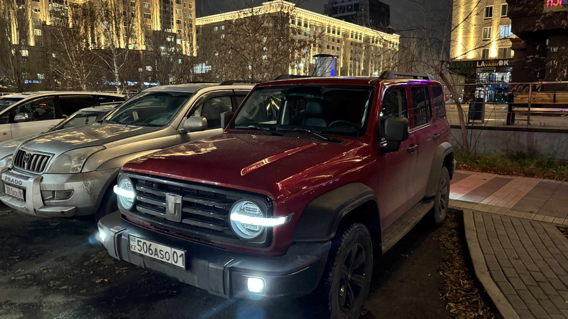 Tank 300 2.0 бензиновый 2024 | RED на DRIVE2