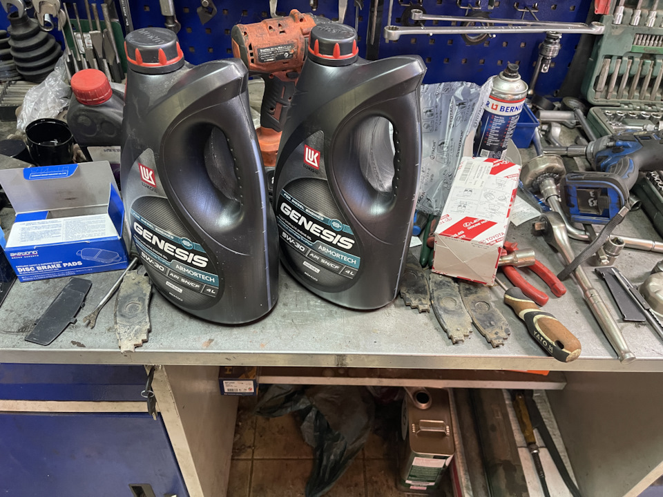 Очередное ТО. Замена рулевых наконечников и шаровой опоры верхних ...